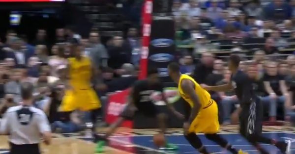 LeBron James sick no-look, between-the-legs assist - Eurohoops