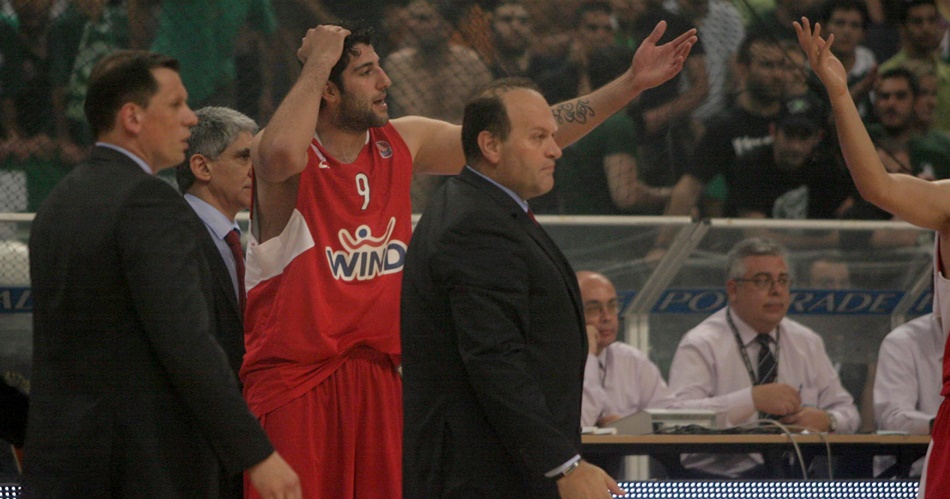 Μάνος Μανουσέλης - Basketball - Eurohoops