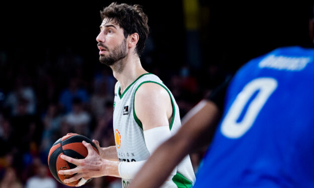 Ante Tomic scores 24 as Joventut takes down Barca for a 1-1 tie - Eurohoops