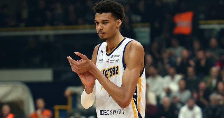 Bryce Jones hits game-winner over Wembanyama - Eurohoops