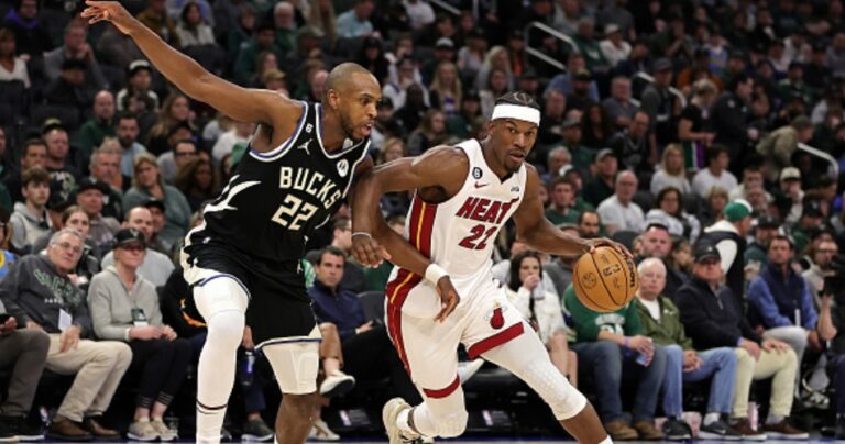 Giannis Antetokounmpo Sakatlandı; Heat, Jimmy Butler ile Bucks Deplasmanında Sürpriz Yaptı ...