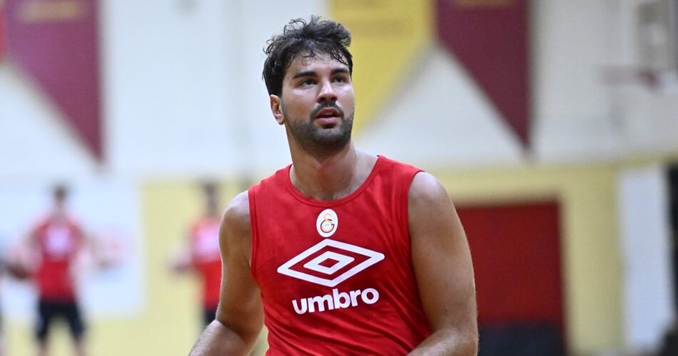 Buğrahan Tuncer: "Bu Sene Avrupa'da Kupayı Hayal Ediyoruz" - Eurohoops