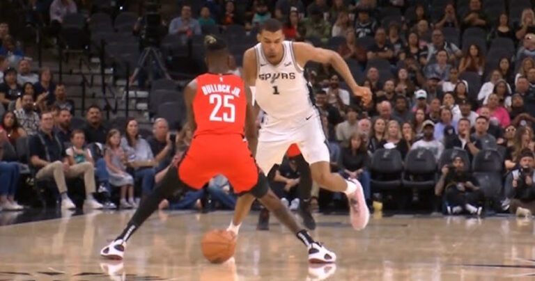 Wembanyama shakes off rocky start with viral highlights - Eurohoops