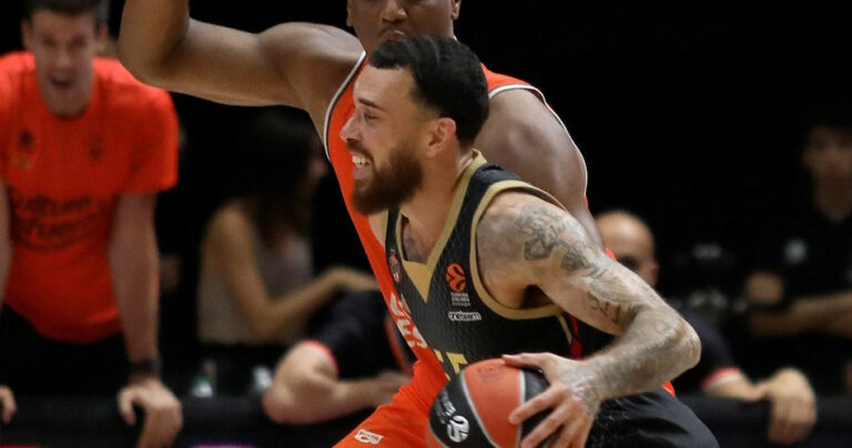 Mike James takes over powering Monaco to the win at Cholet - Eurohoops