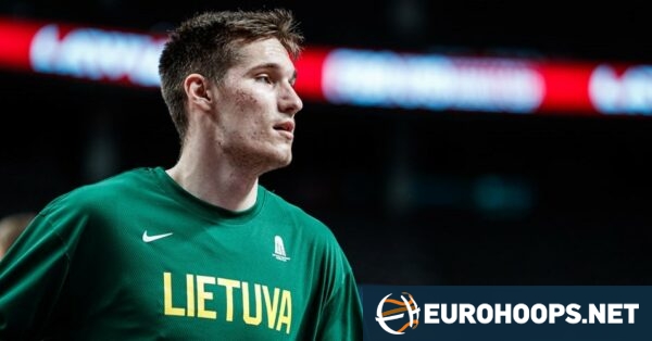 Azuolas Tubelis is officially back with Rytas Vilnius but will play on ...