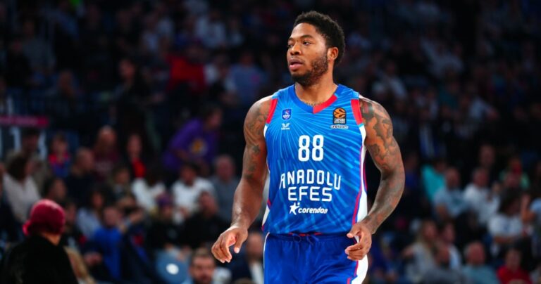 Tyrique Jones named EuroLeague Round 12 MVP - Eurohoops