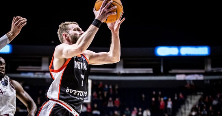 Gytis Radzevicius saves Rytas at the buzzer - Eurohoops