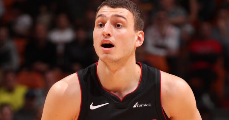 Nikola Jovic on Heat starters: “Easy to play with these guys” - Eurohoops