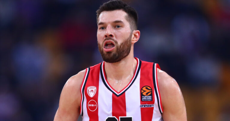 Alec Peters: "Kendimizden Utanıyoruz, Gerçek Olympiakos Bu Değil ...