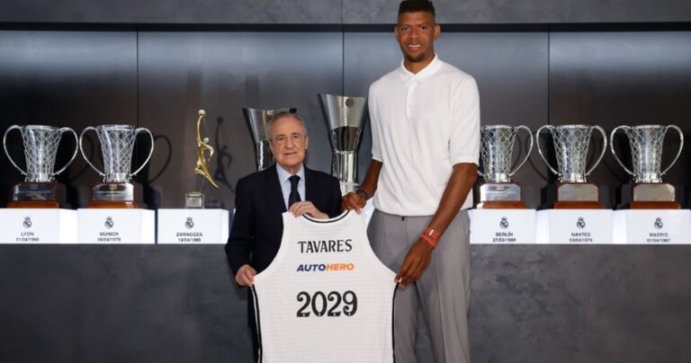 Tavares pens a five-year deal to remain Real Madrid’s rim protector ...
