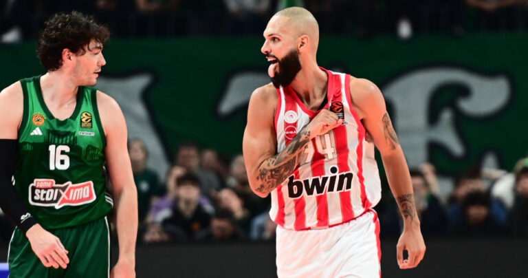 Evan Fournier Son Bölüme Damga Vurdu; Olympiakos Derbide Panathinaikos ...