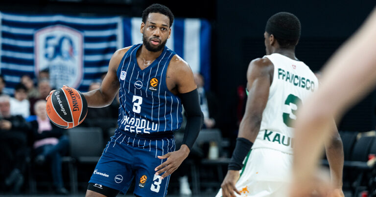 Jordan Loyd nears contract extension with EuroLeague powerhouse Anadolu ...