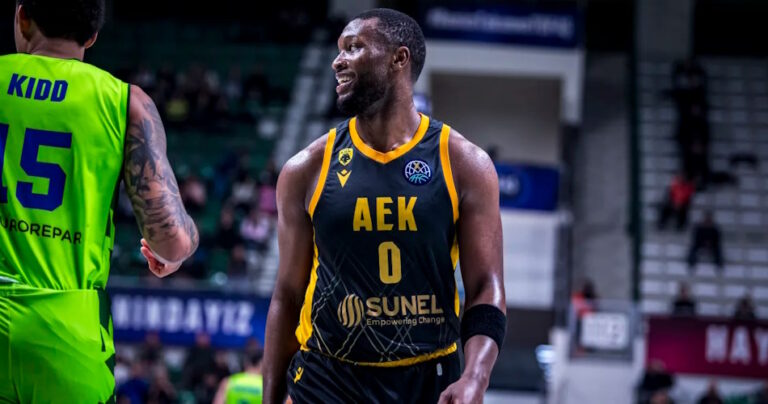 RaiQuan Gray signs for PAOK after stellar season with AEK - Eurohoops