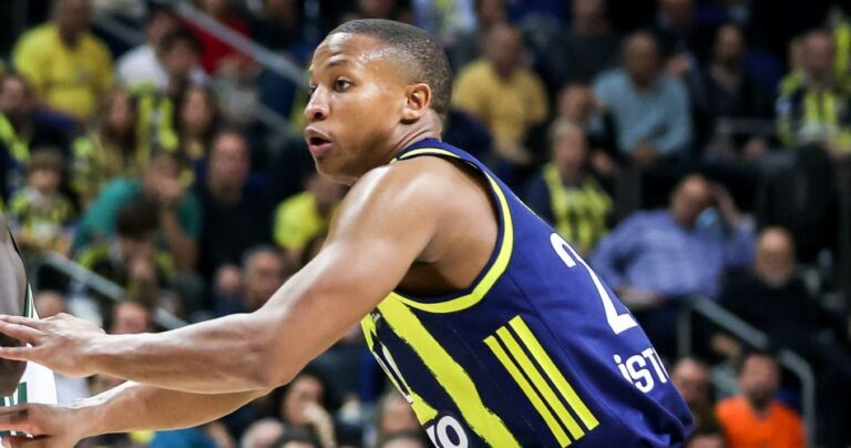 Devon Hall Öne Çıktı; Lider Fenerbahçe Beko, Manisa Deplasmanında ...
