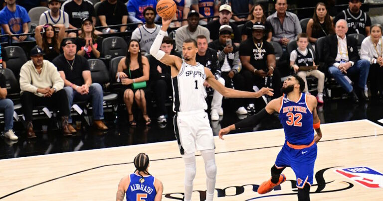 Wembanyama Son Saniyede Kaçırdı, New York Seriyi 2-0'a Taşıdı - Eurohoops